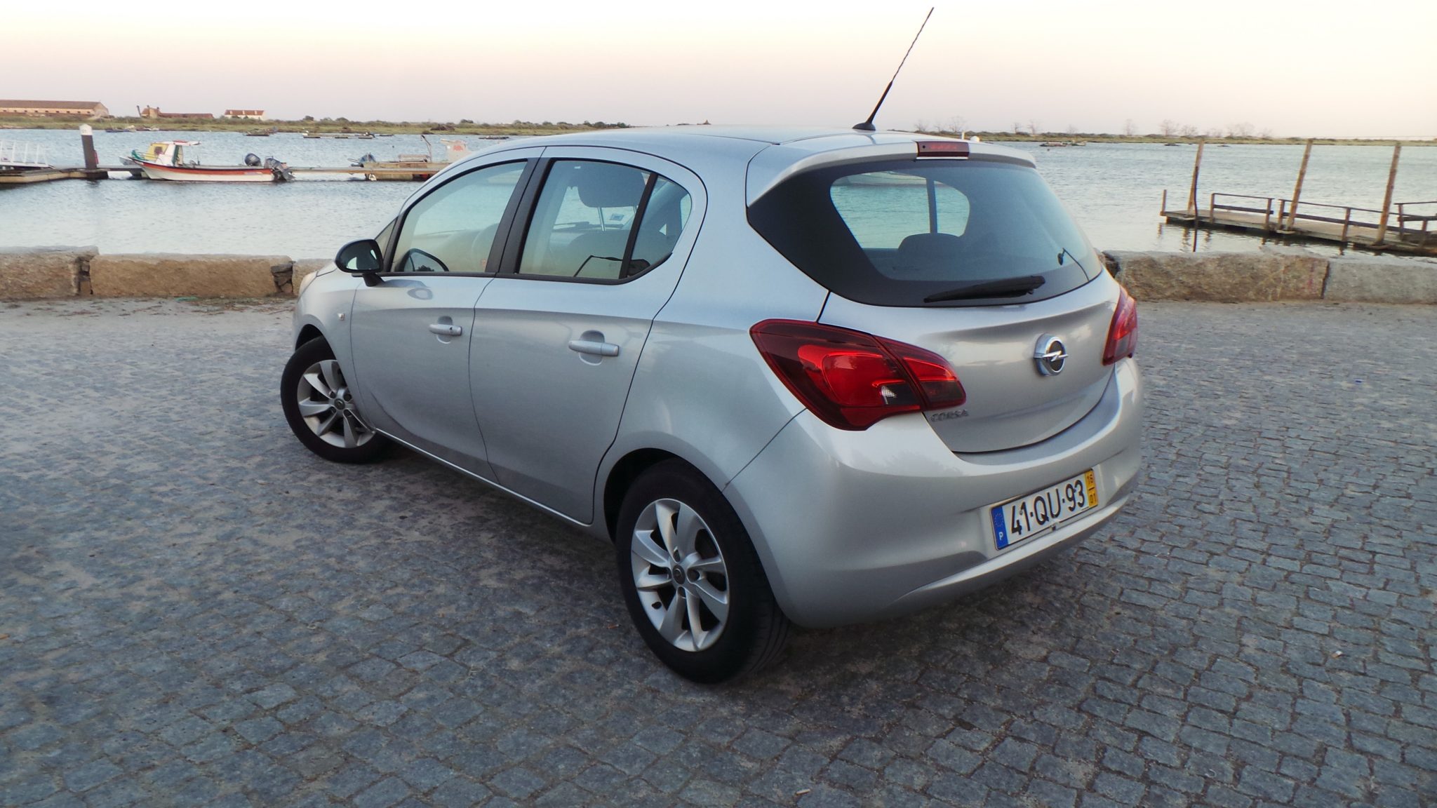 Opel Corsa Enjoy 1.2 Ecotec 70Cv – gcars.pt – Veículos Usados e Seminovos