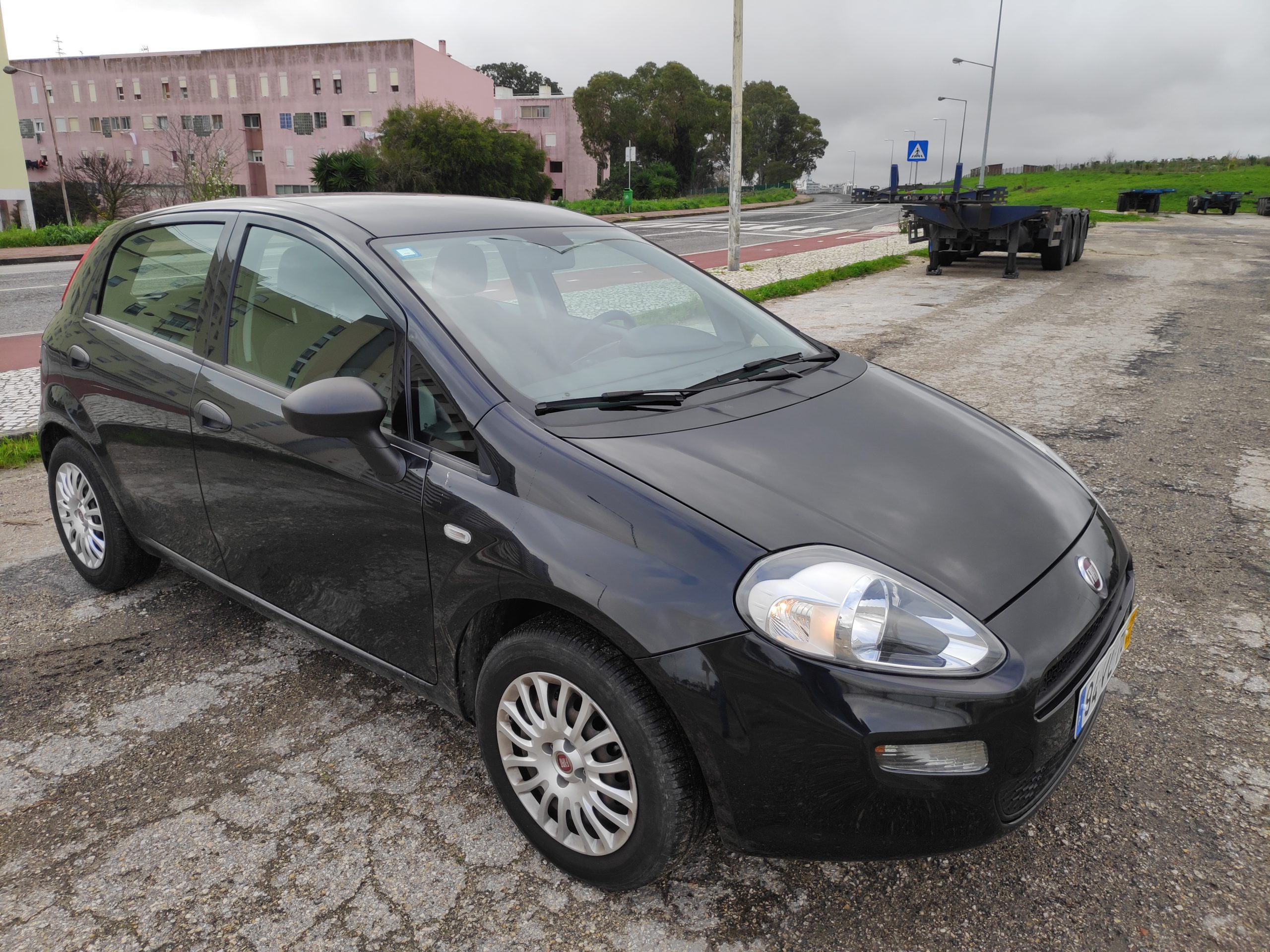 Fiat Punto Easy 1.2 Multijet 70Cv – gcars.pt – Veículos Usados e Seminovos