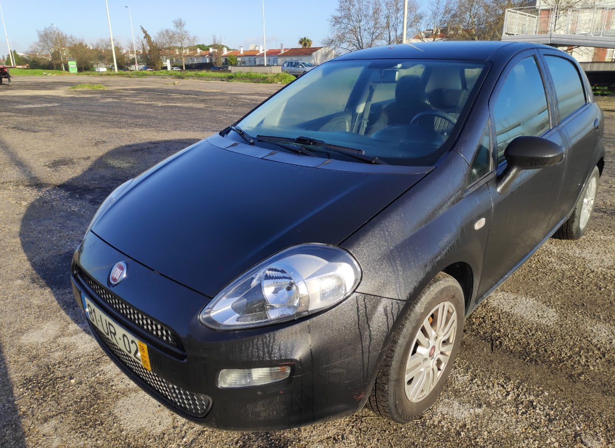 Fiat Punto Easy 1.2 Multijet 70Cv – gcars.pt – Veículos Usados e Seminovos
