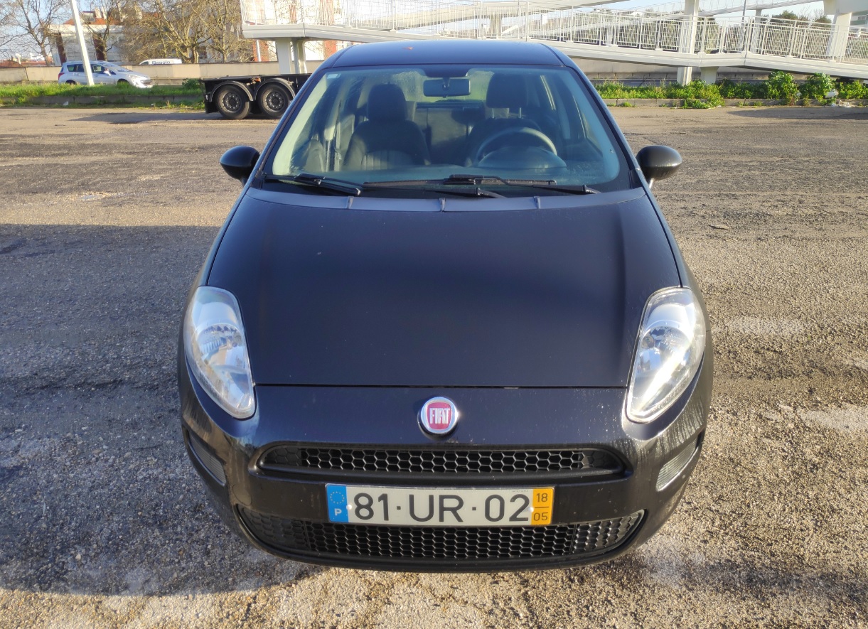 Fiat Punto Easy 1.2 Multijet 70Cv – gcars.pt – Veículos Usados e Seminovos